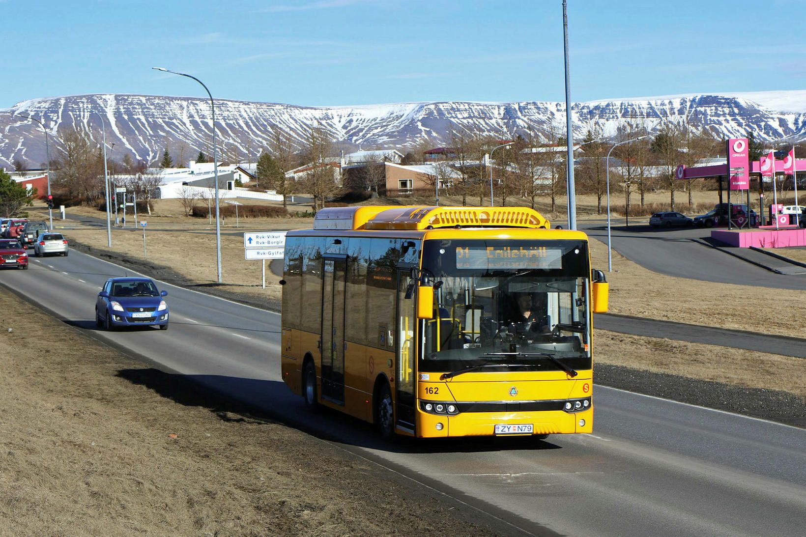 Strætó: Neue Elektro-Busse auf der Straße - SaltyLava | Island.News ...